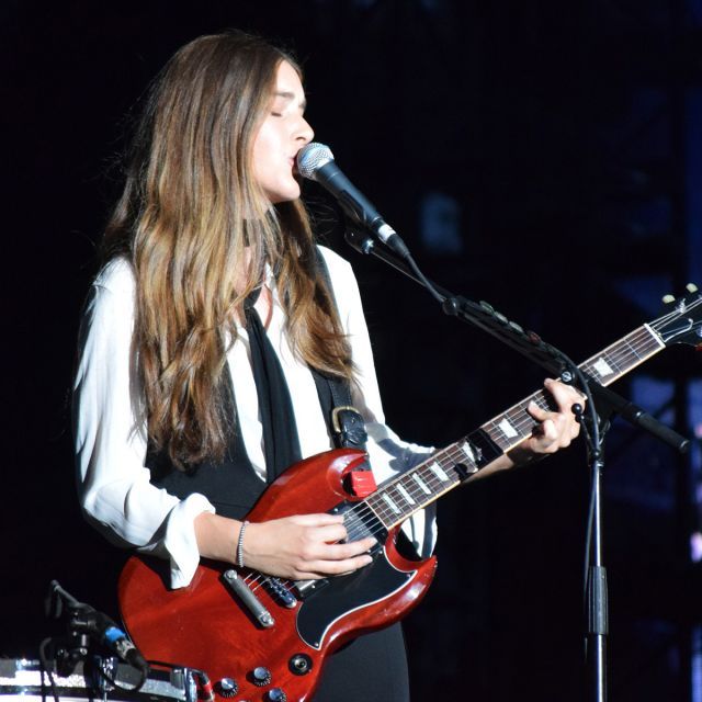 Maison Chloé：历史悠久的法国时尚品牌 - Chloé 官方网站